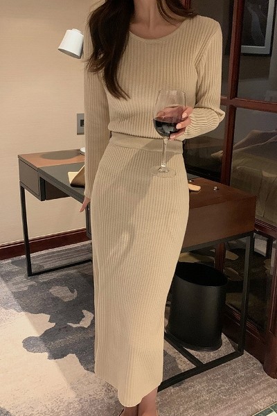 Best 10 Korean Style Top and Skirt Sets to Add to Your Closet - Krendly